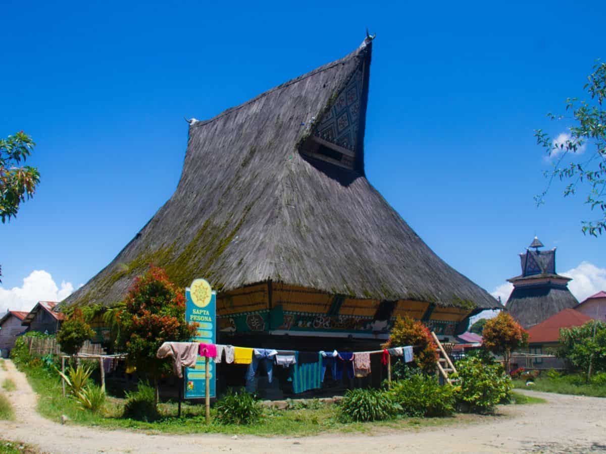 Indonesia Travel - Lake Toba - Sumatra EcoTravel
